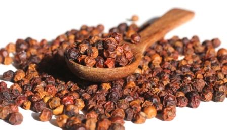 Roter Kampot Pfeffer – Pfefferbeeren aus Kambodscha